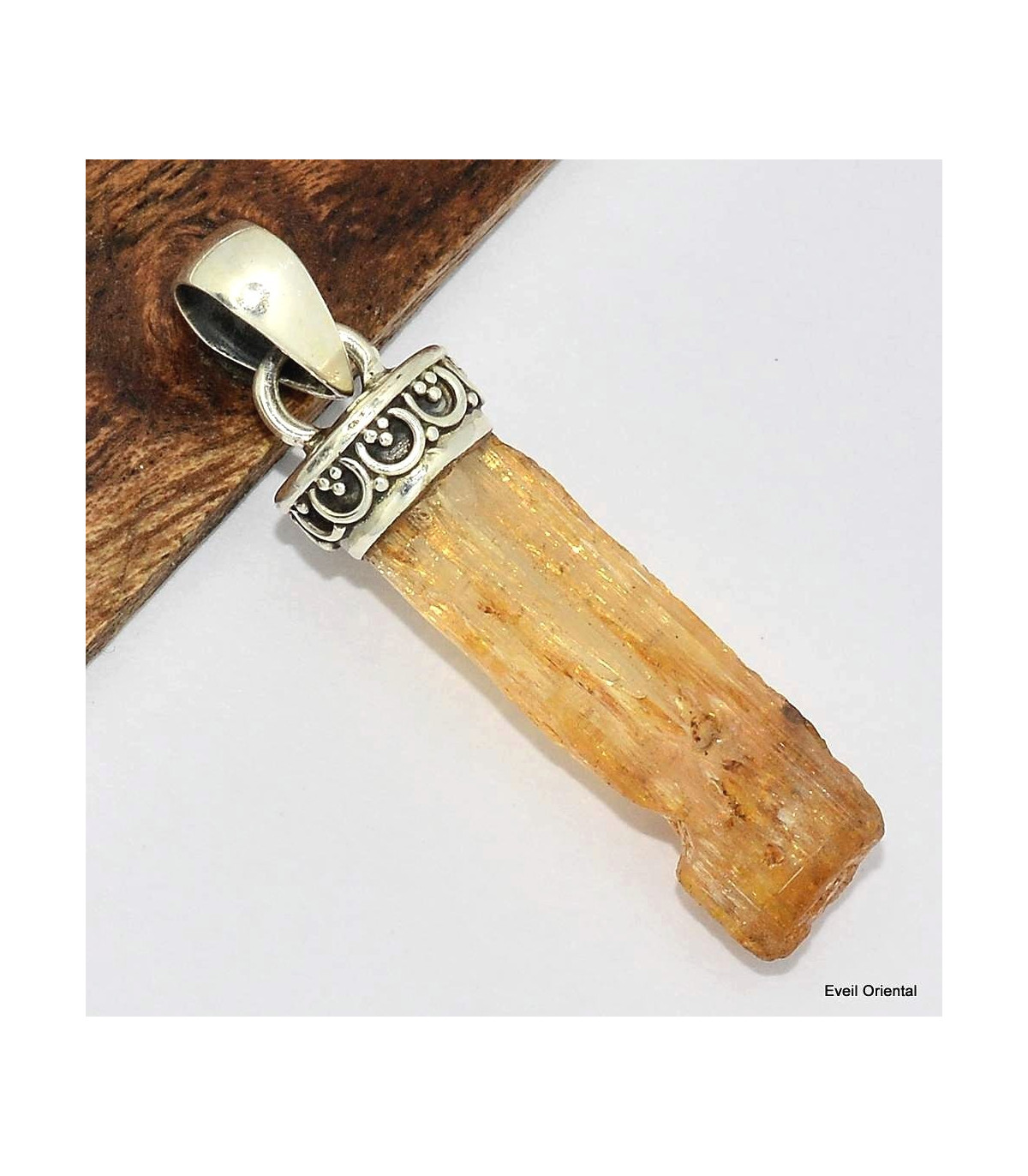 Pendentif authentique Topaze impériale brute