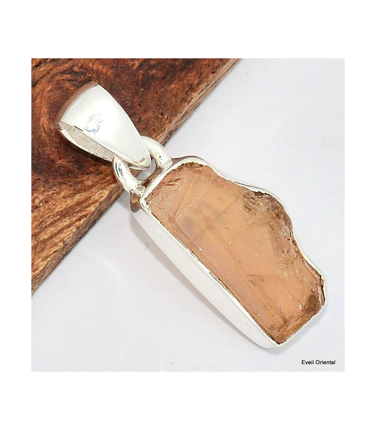 Pendentif authentique Topaze impériale brute